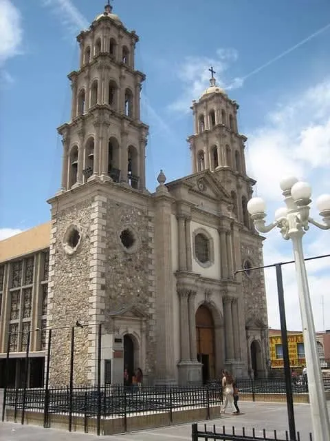 Ciudad Juarez Guide: Safety, Things to Do, Border Tips